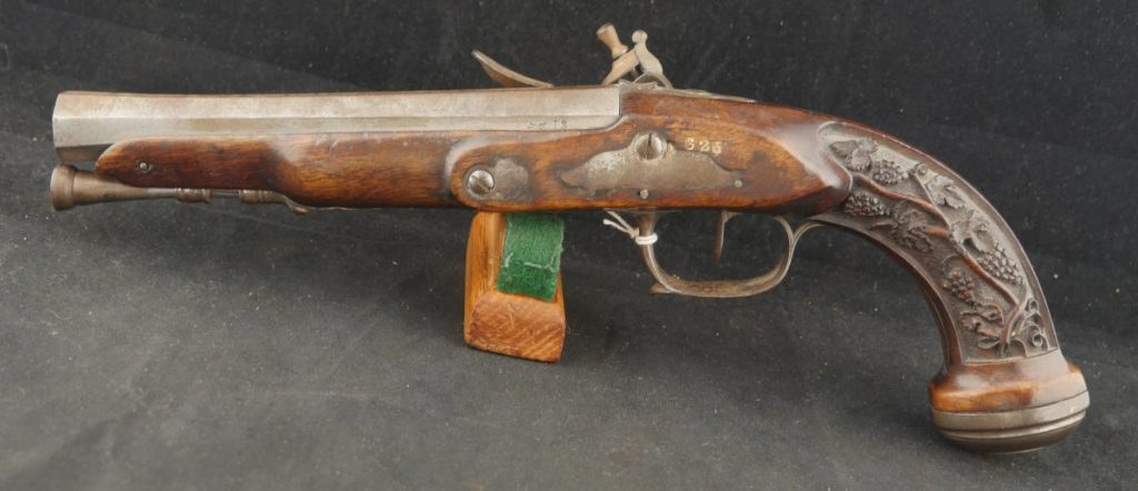 GR79-0223-4570, French Single Shot Flint Pistol with Swamp Barrel ...