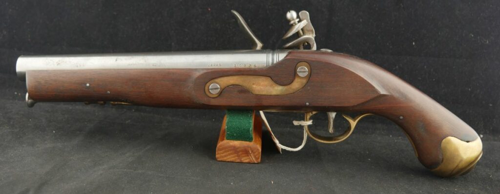 JR79-0723-4778, Reproduction of an English military flint. BLOWOUT ...