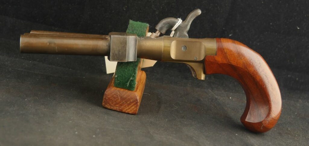 GR-0324-6032, Reproduction 3 Barrel Percussion Duck Foot Pistol ...