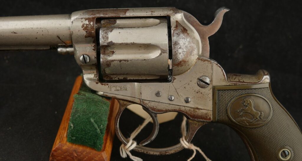 079-0525-0137, Colt Thunderer .41 with light but visible etched panel ...